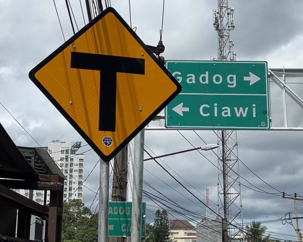 BPTJ Pasang Perlengkapan Jalan Dukung Keselamatan di Jalur Alternatif ...